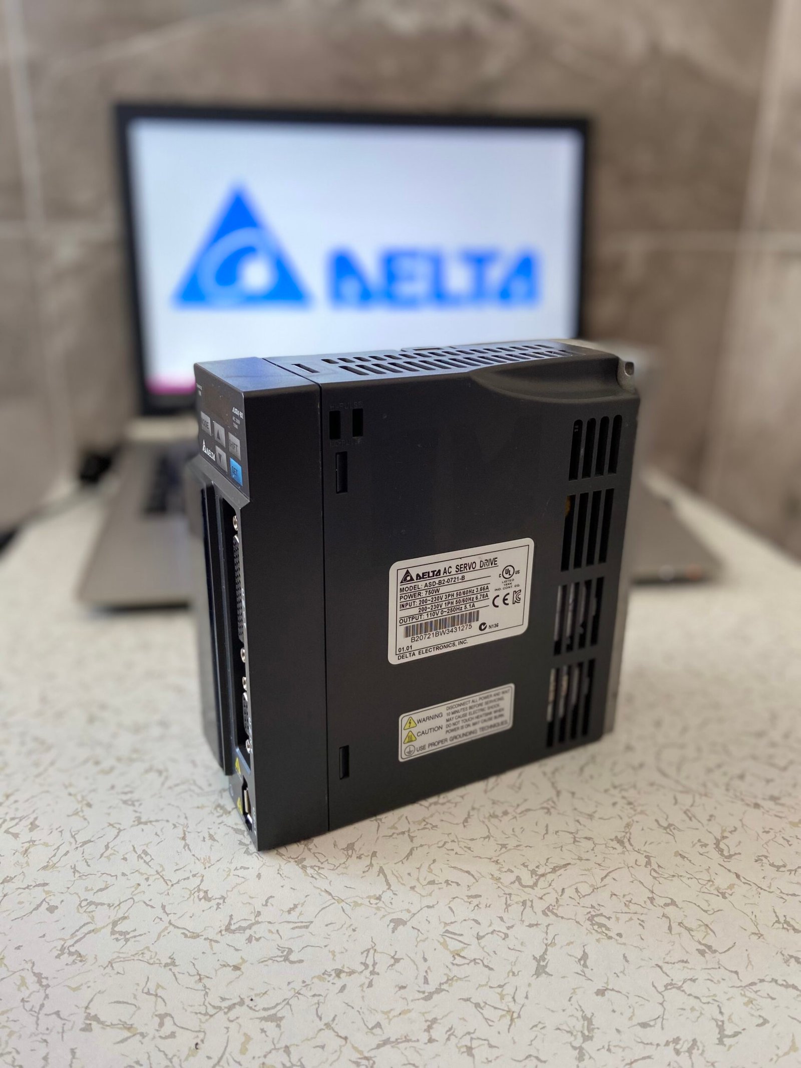 DELTA 750 Watt SERVO SÜRÜCÜ ASD-B2-0721-B – Soma Elektronik
